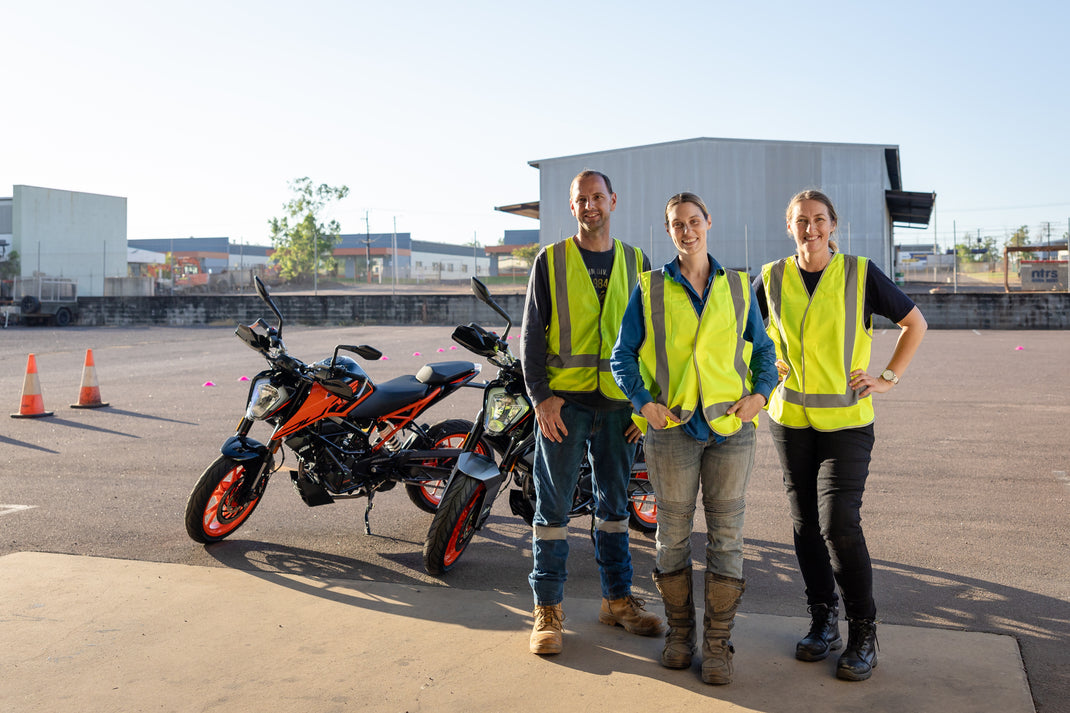 What Exactly is Countersteering? (and why you need it) – Territory ...